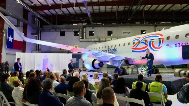 American Airlines presentó el avión con el que retomará vuelos directos ...