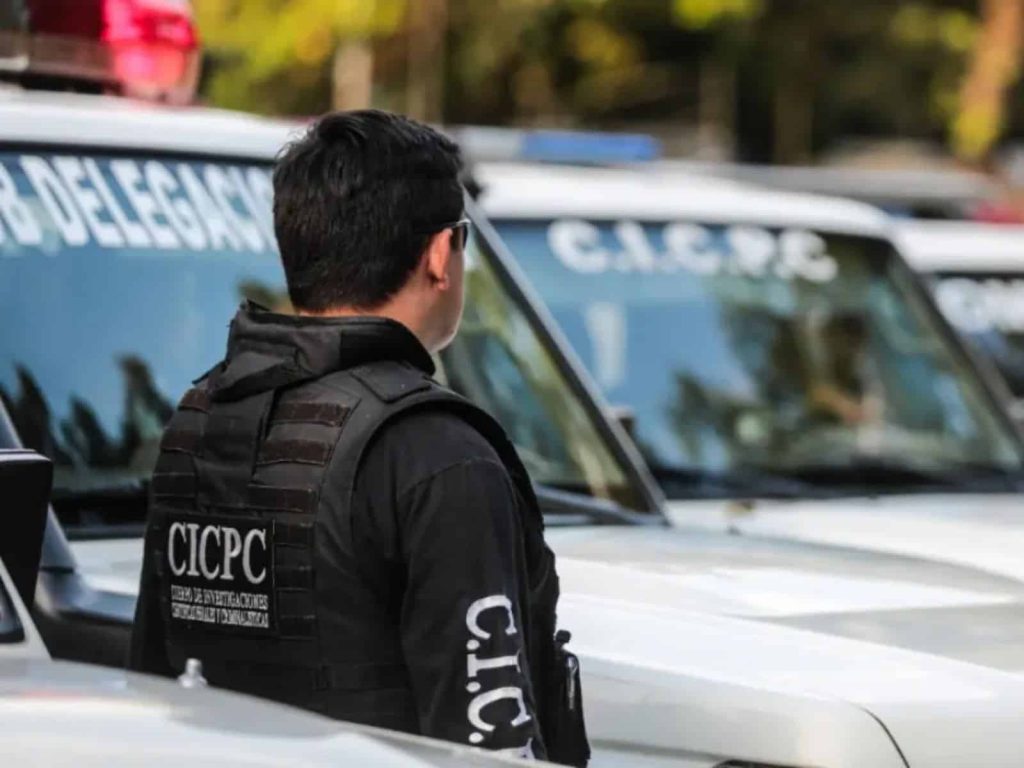Hombre terminó con los ganchos puestos tras brutal agresión contra su ...